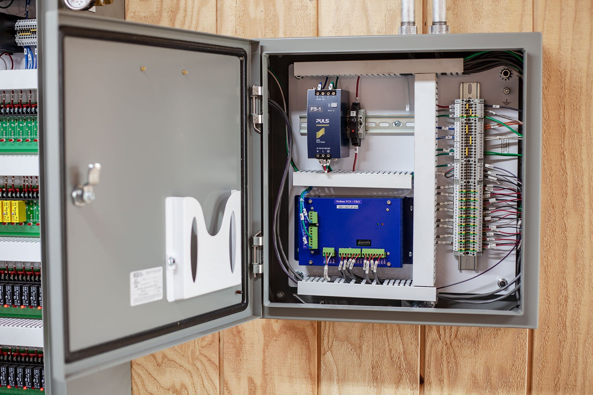 Moisture Measurement Systems (dTCS) - Wellons Canada